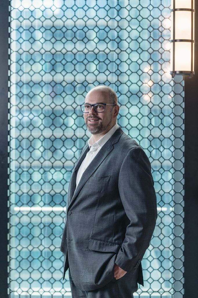 Dining with First Contact's Paul Schmeja | Jetgala Magazine Singapore